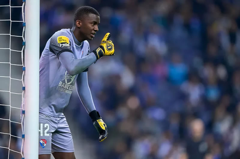 Goleiro Andrew, do Gil Vicente, deve ser negociado R$ 29 milhões ...
