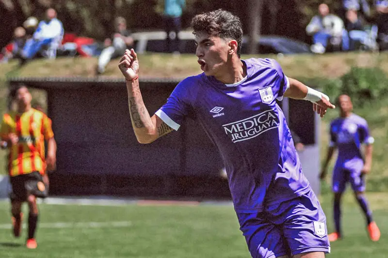 Diego Abreu Filho De Loco Acerta Com Botafogo Até 2024 Diz Jornalista Uruguaio Fogo Na Rede 