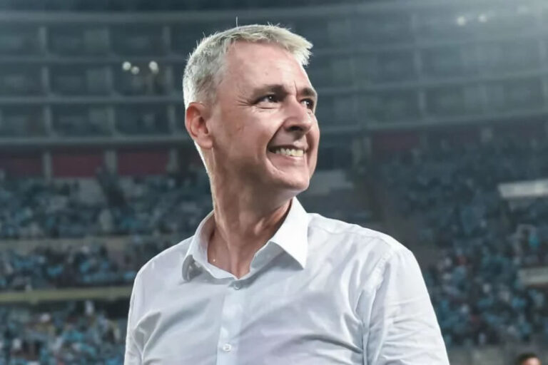 Técnico Tiago Nunes, ex-Botafogo, acerta com novo clube para temporada ...
