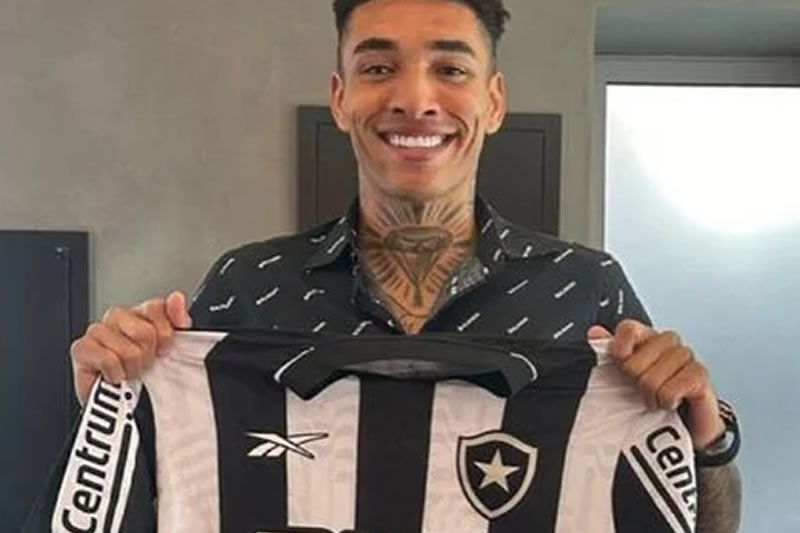 Igor Jesus está no Brasil e já tem data para iniciar treinos pelo ...