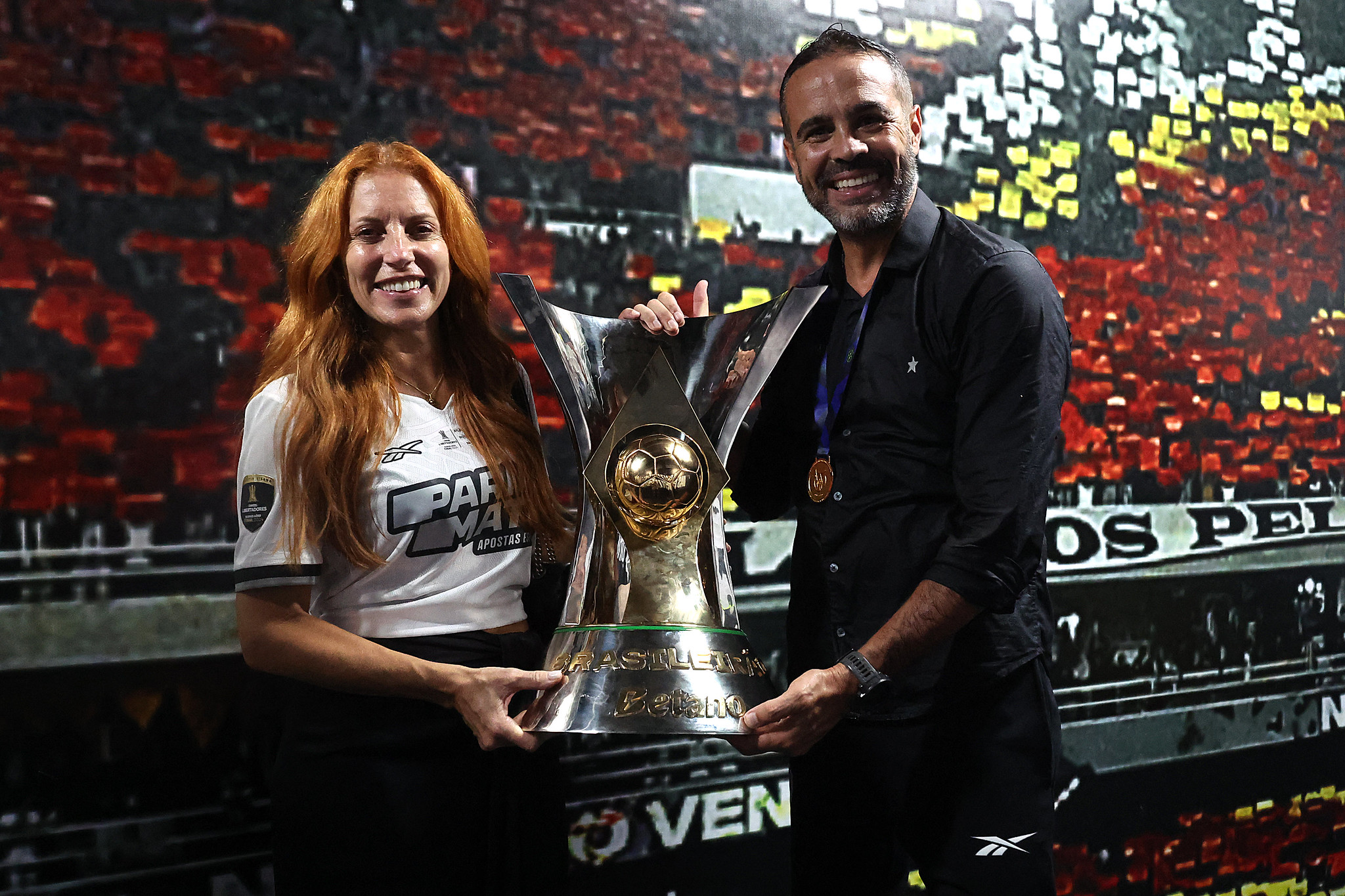 Jornal: Ex-técnico do Botafogo, Artur Jorge, se envolve com neta de ...