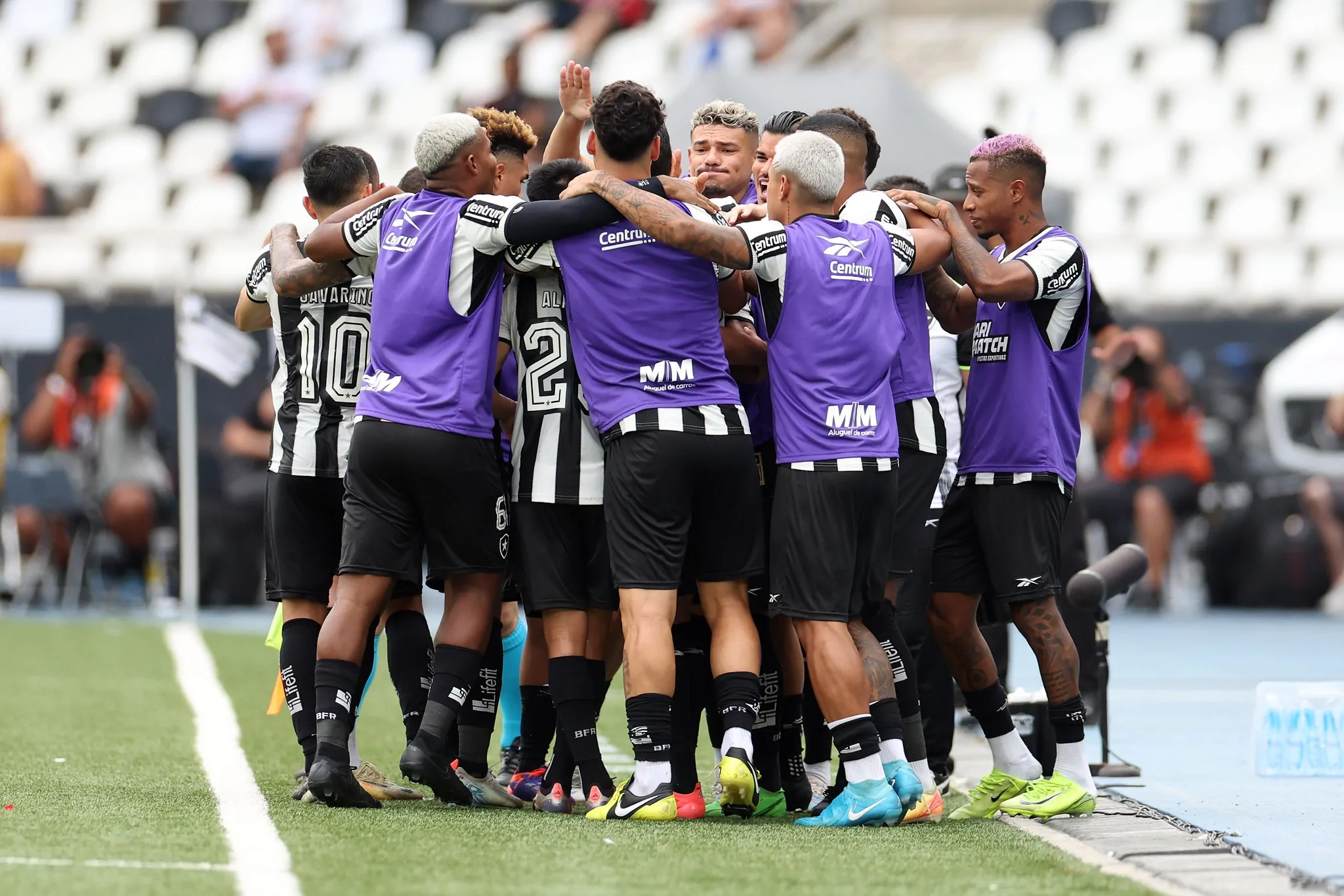 Fifa anuncia relação de 26 jogadores do Botafogo inscritos para a Copa ...